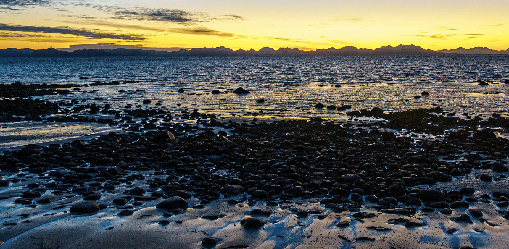 L’isola – claudio calzana